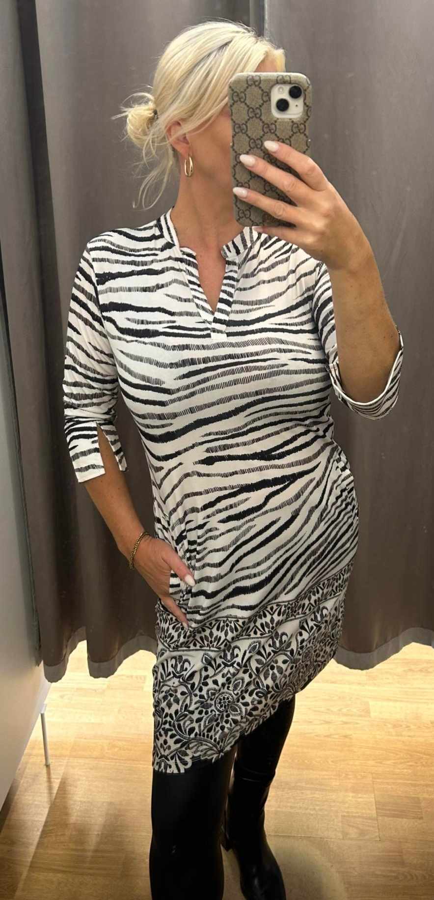 Angelle Mílan – Möst C